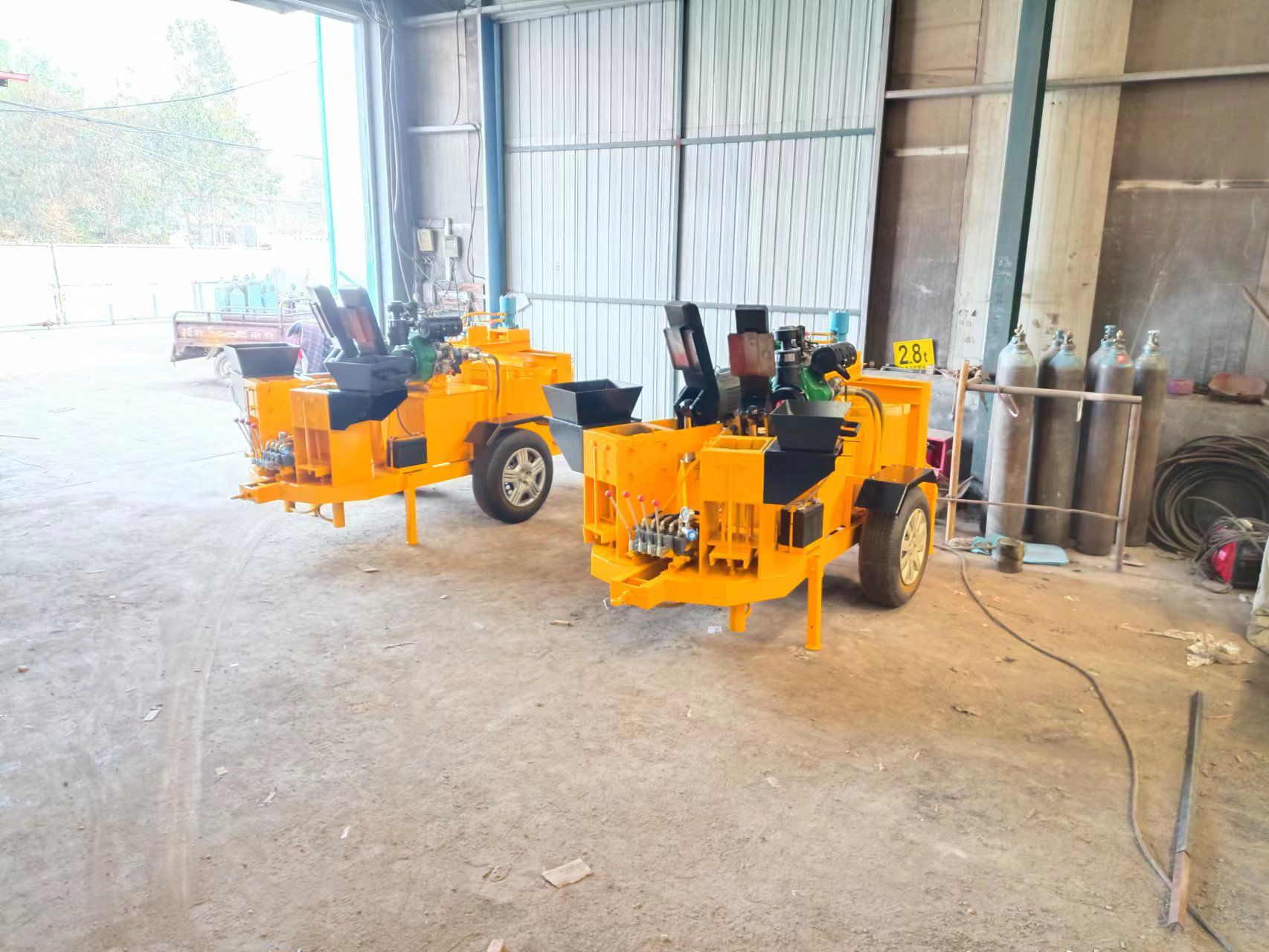 M7MI TWIN interlocking brick machine - GEOTHY