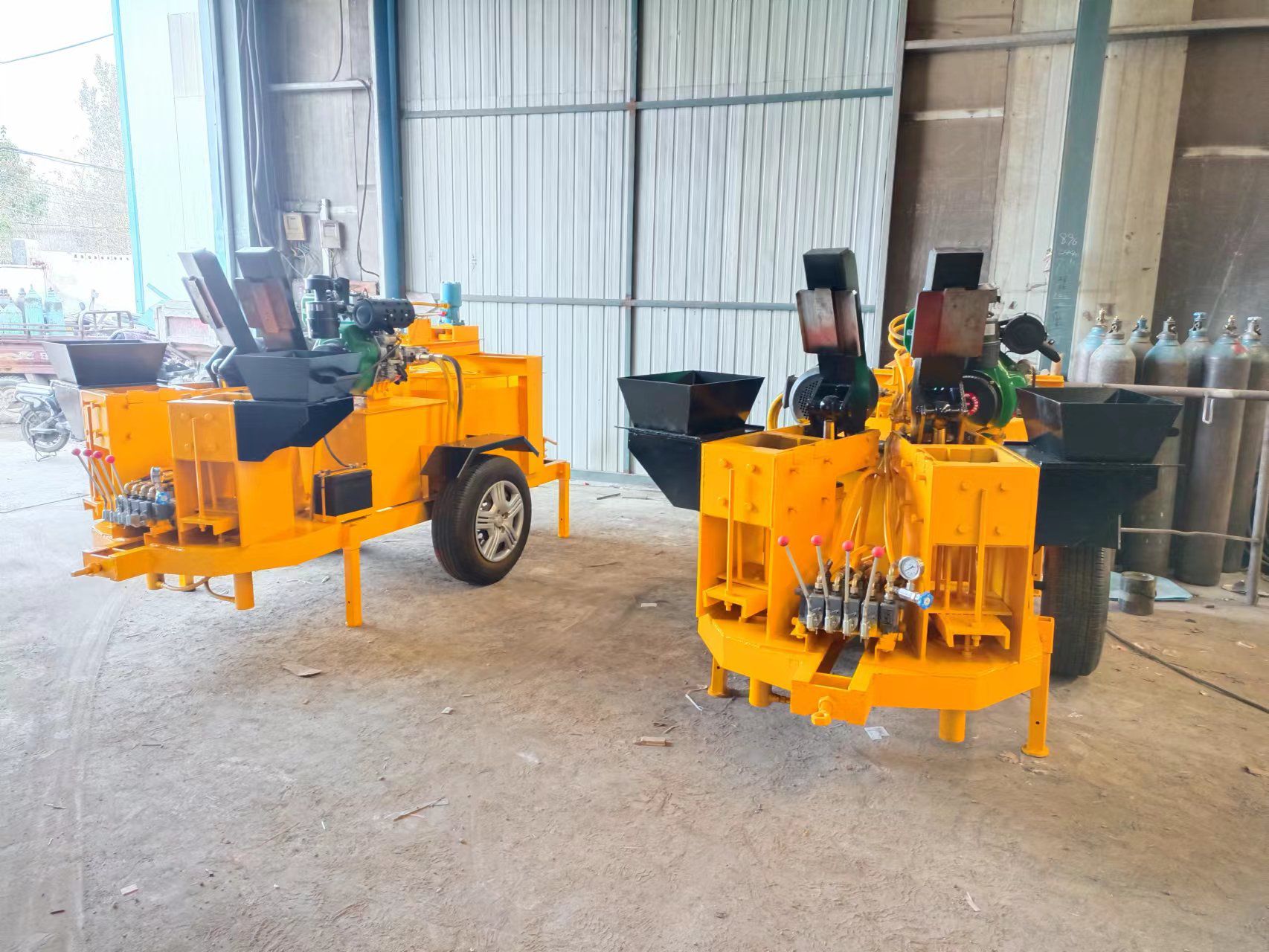 M7MI TWIN interlocking brick machine - GEOTHY